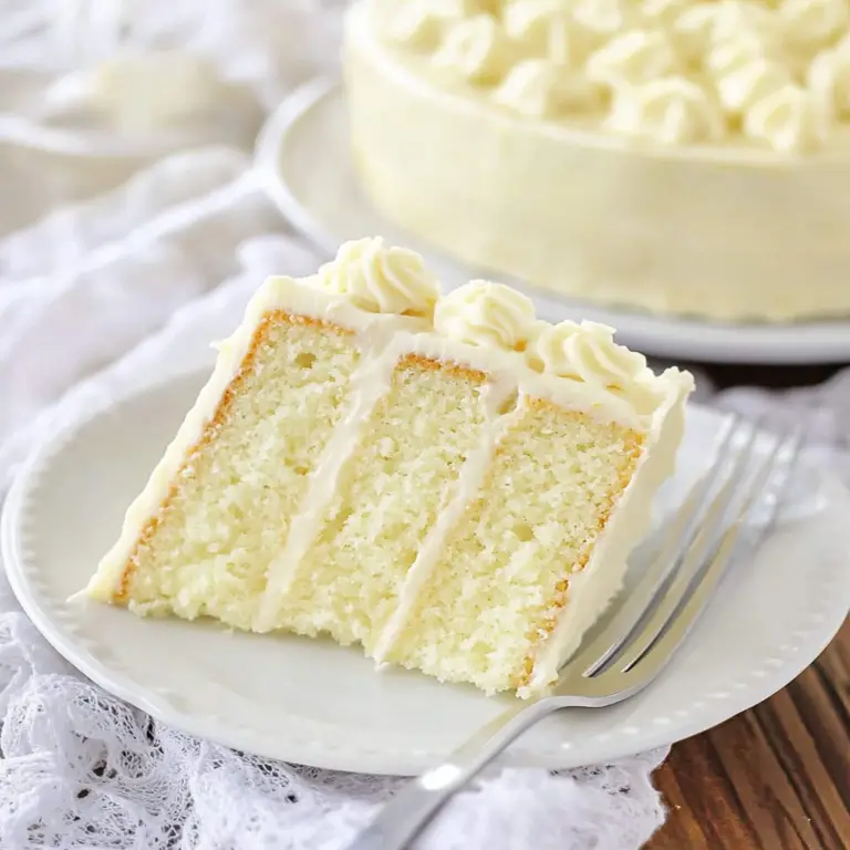 Irresistible White Cake Recipe: Soft & Fluffy Delight